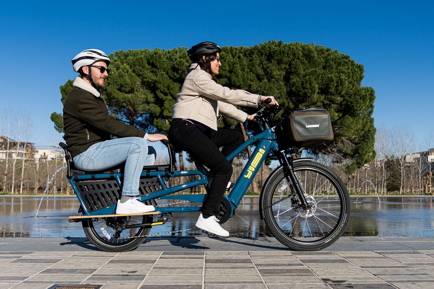 Yuba Spicy Curry New 2024 Family Cargo eBike UK Dealer